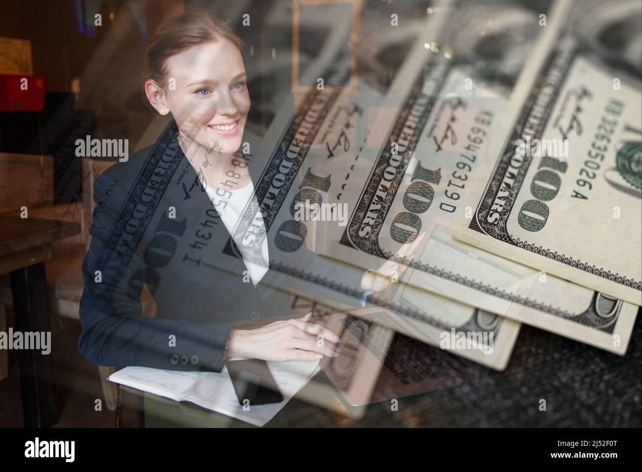 Female symbol money hi-res stock photography and images - Alamy