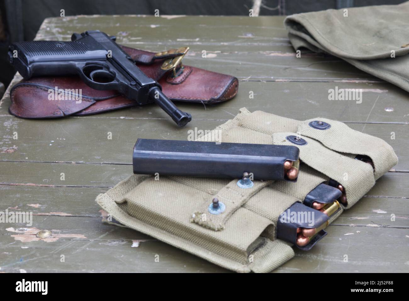 Hand Guns and Pistol handgun magazine clip and bullets Stock Photo - Alamy