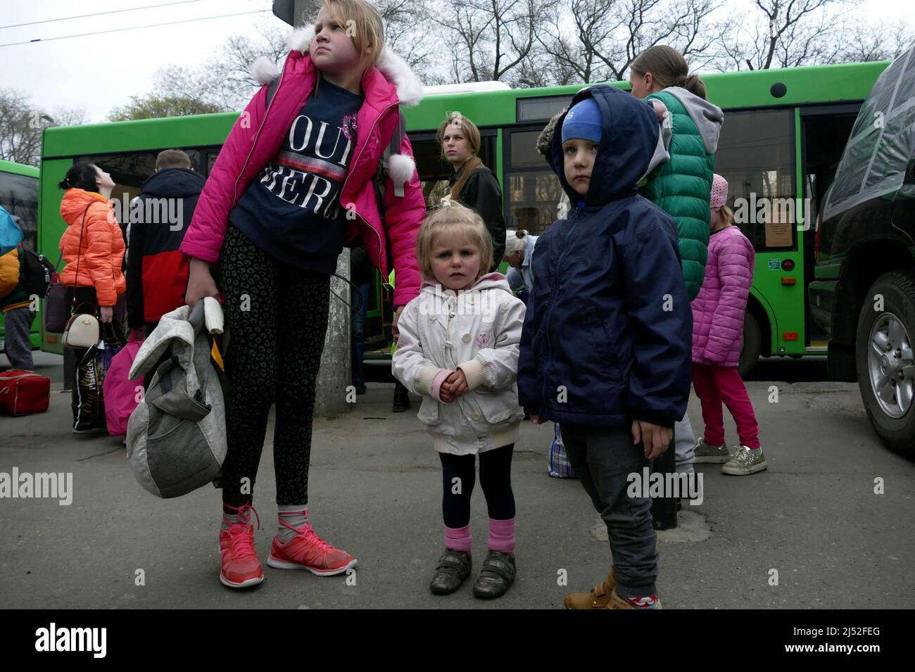 Non Exclusive: ODESA, UKRAINE - APRIL 16, 2022 - Children stand before ...