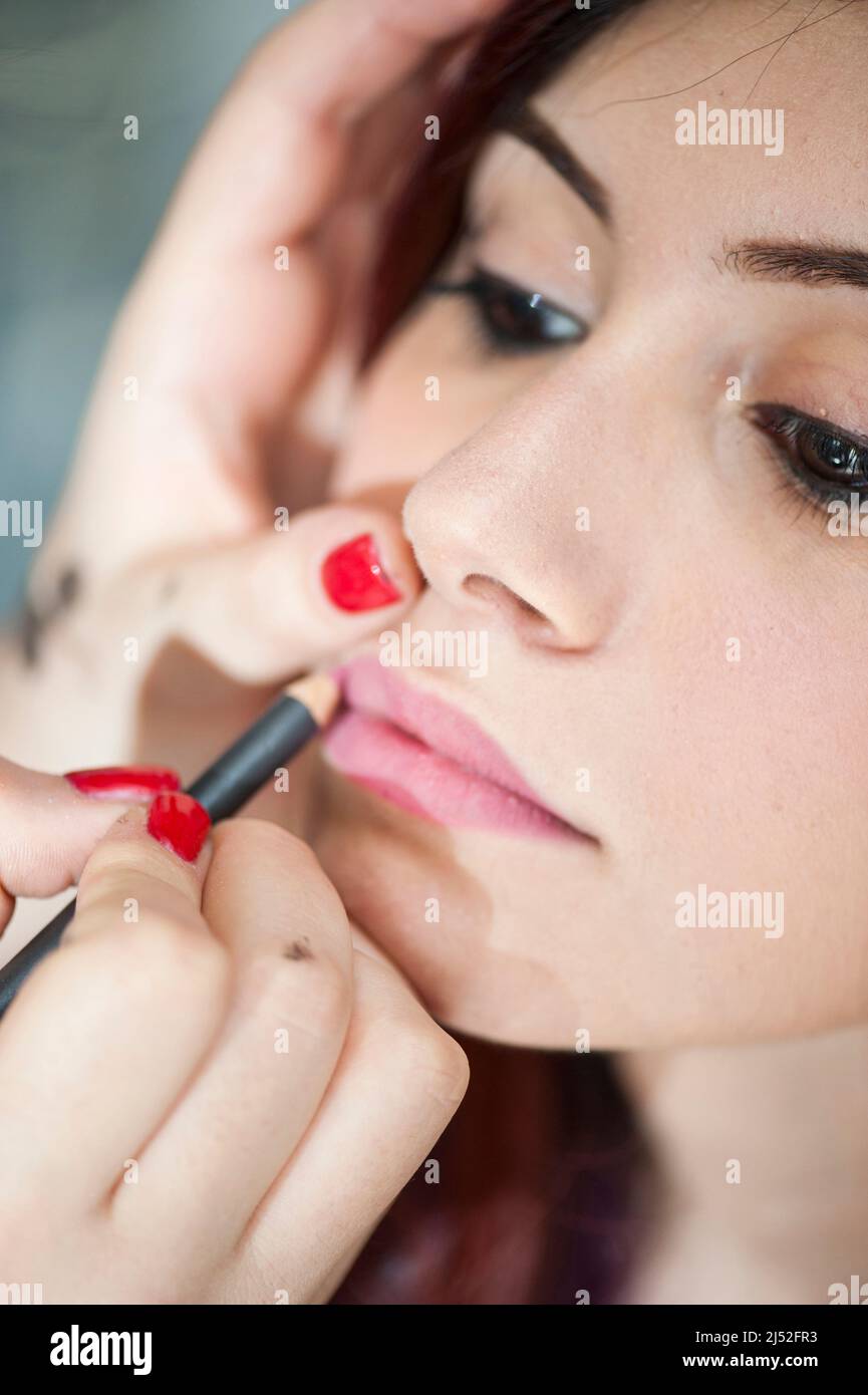 Happy client makeup artist hi-res stock photography and images - Alamy