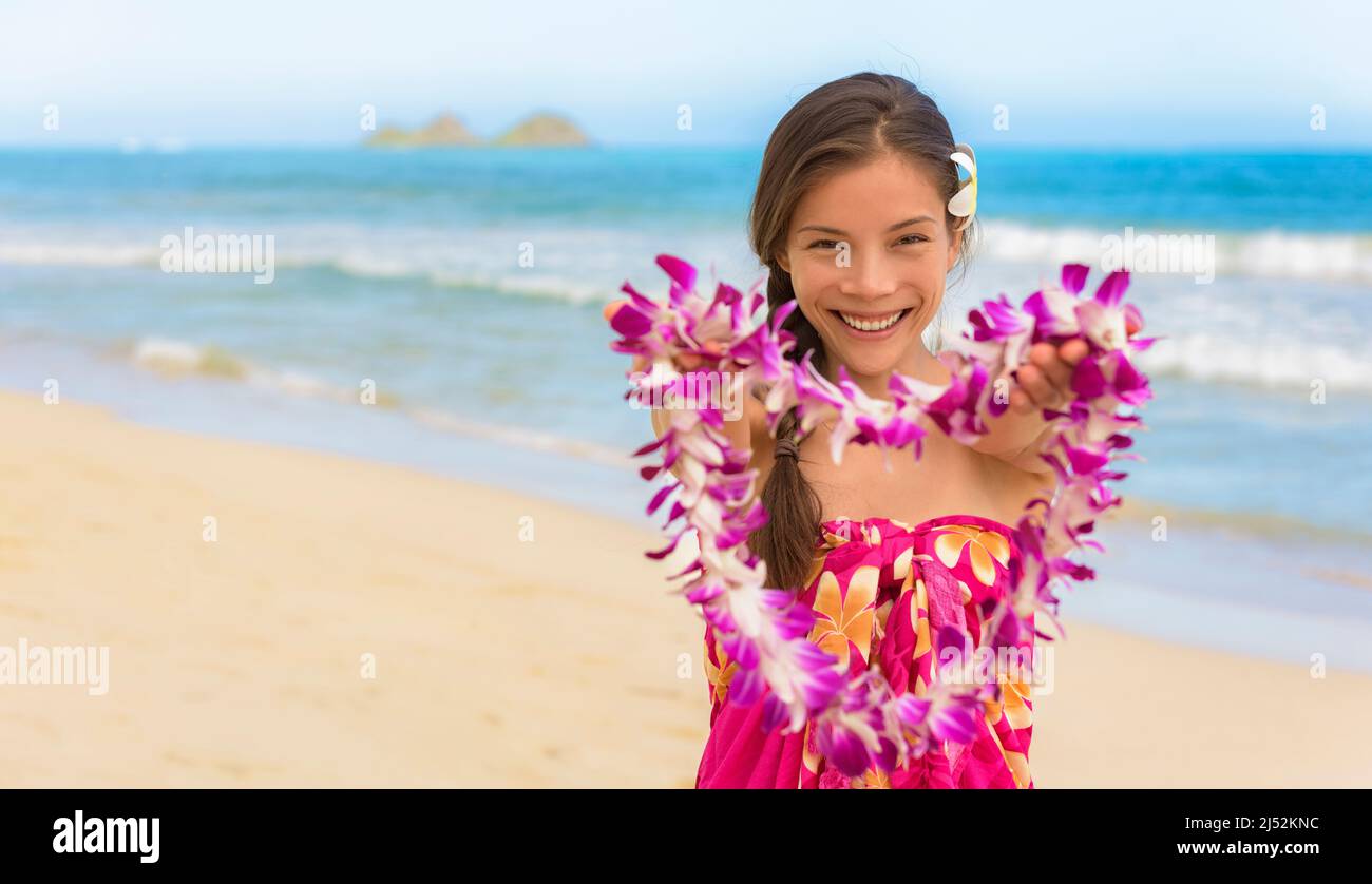 Polynesia welcome flower hi-res stock photography and images - Alamy