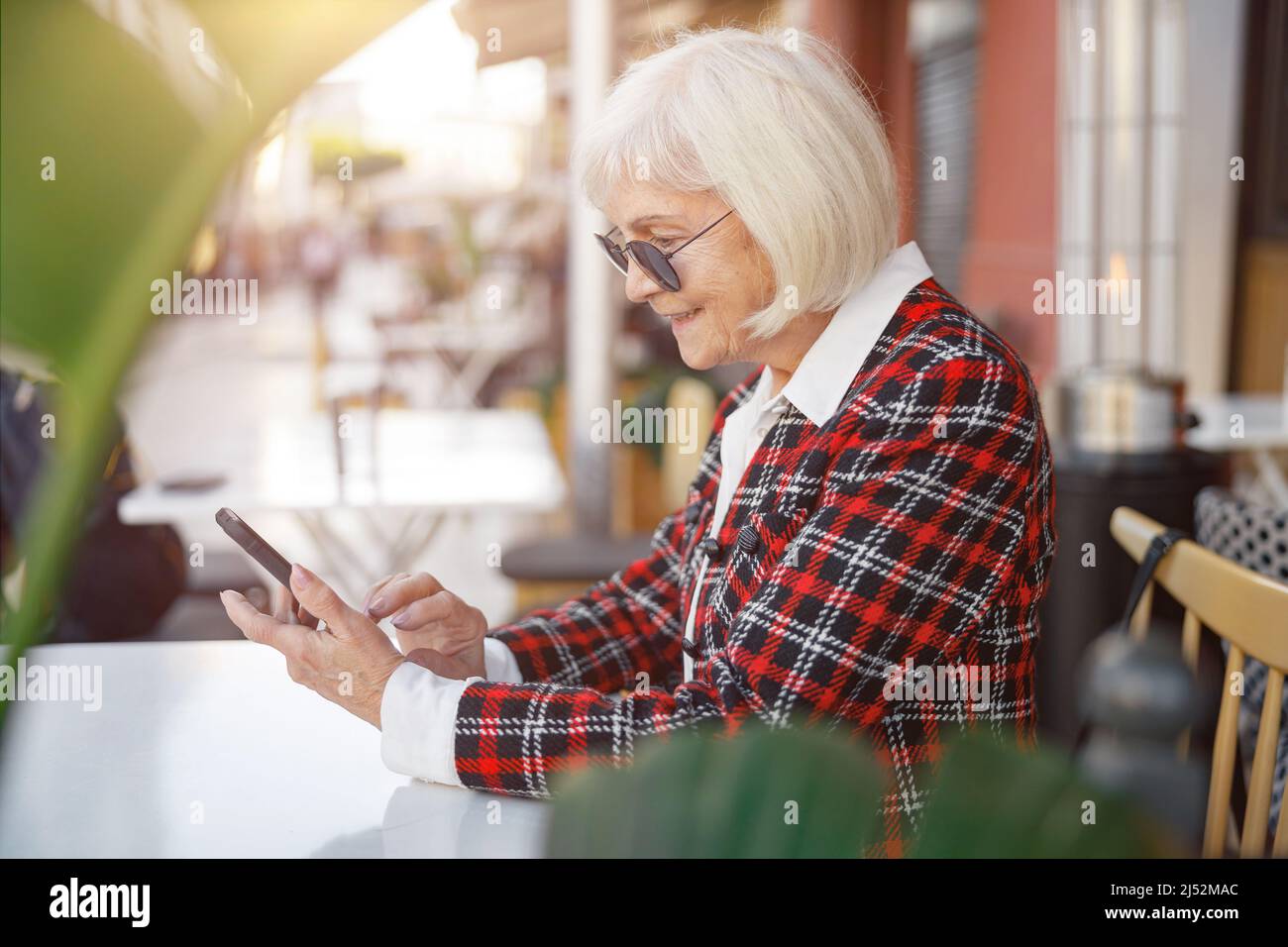 Pensioner cafe hi-res stock photography and images - Alamy