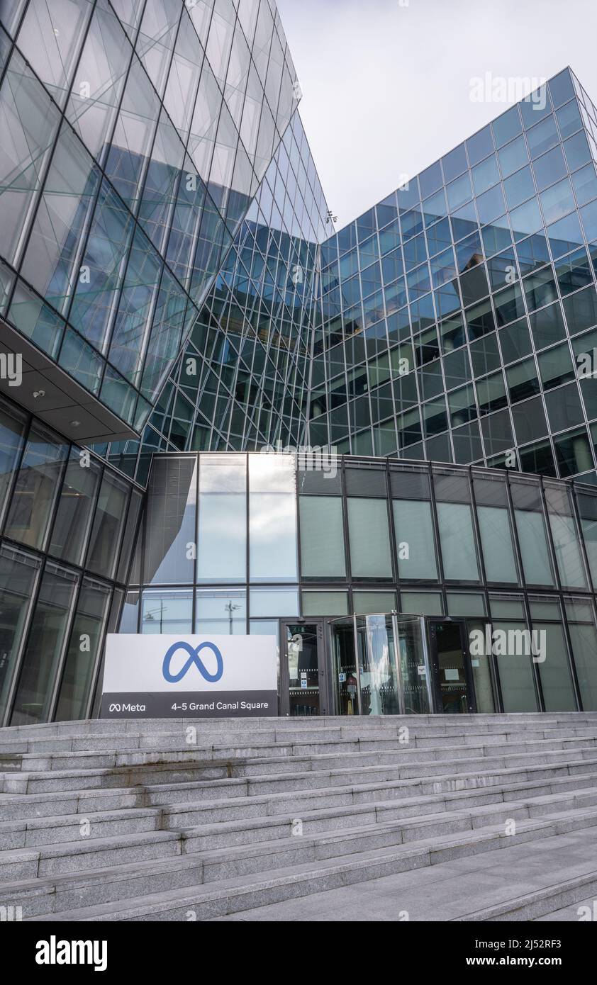 Meta dublin hi-res stock photography and images - Alamy