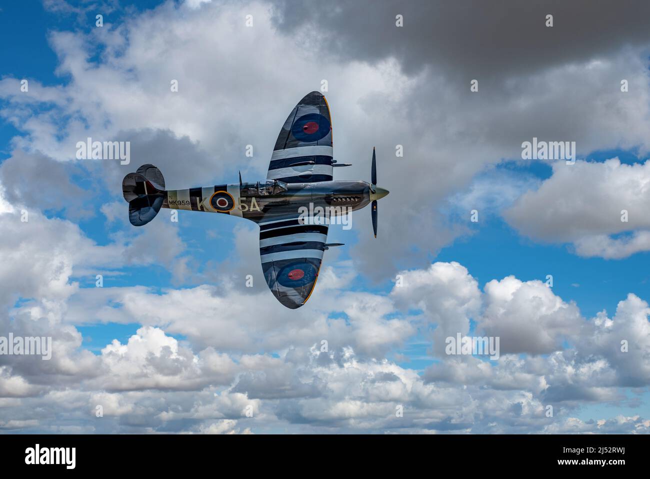 Spitfire mk ix cockpit hi-res stock photography and images - Alamy
