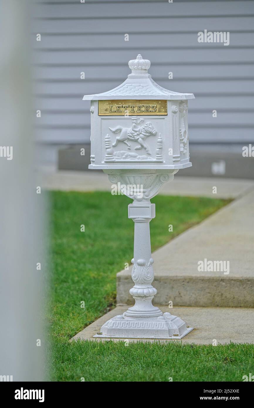 Cast iron letter box, mailbox Stock Photo - Alamy