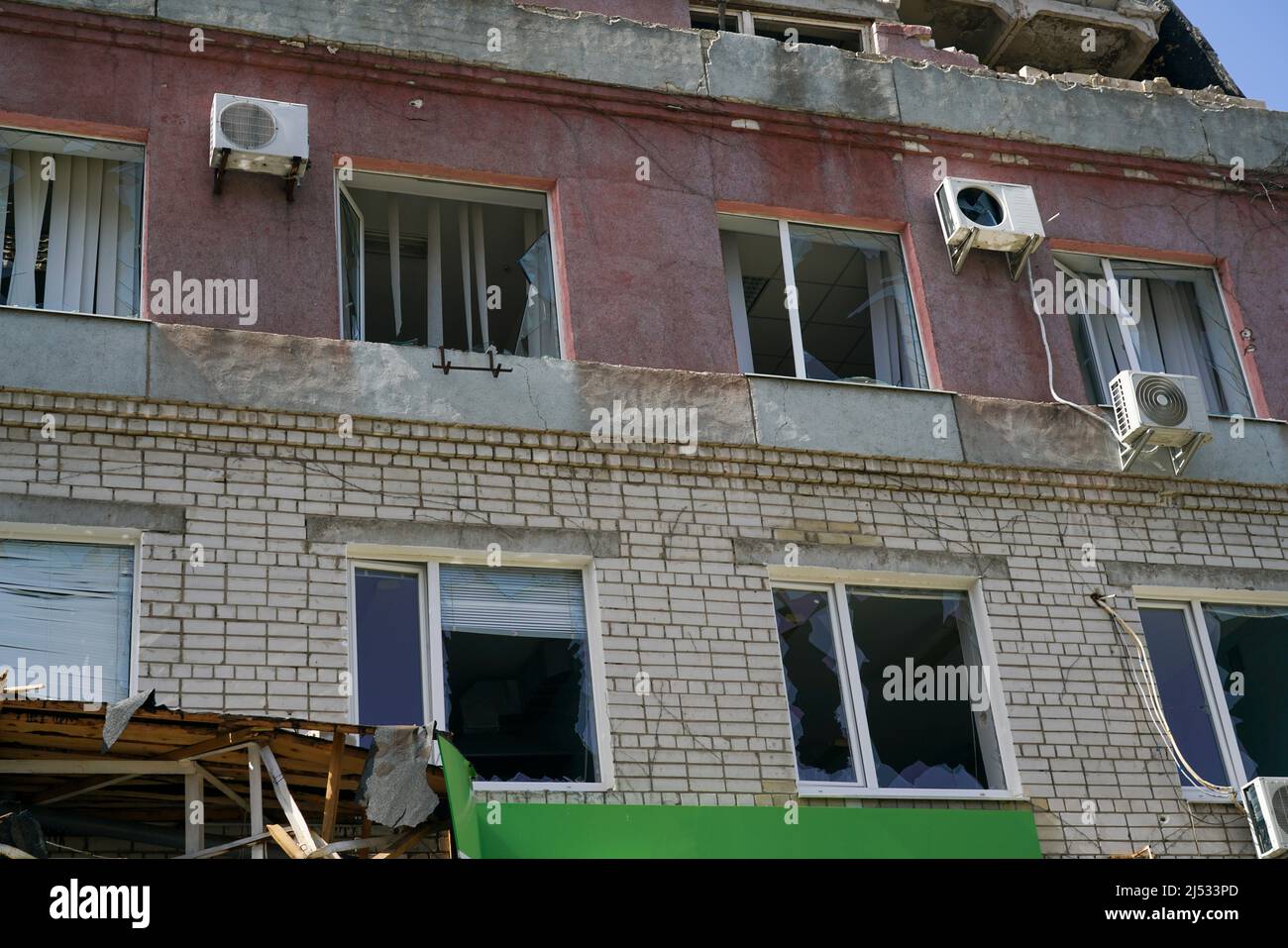 Victim of explosion hi-res stock photography and images - Alamy