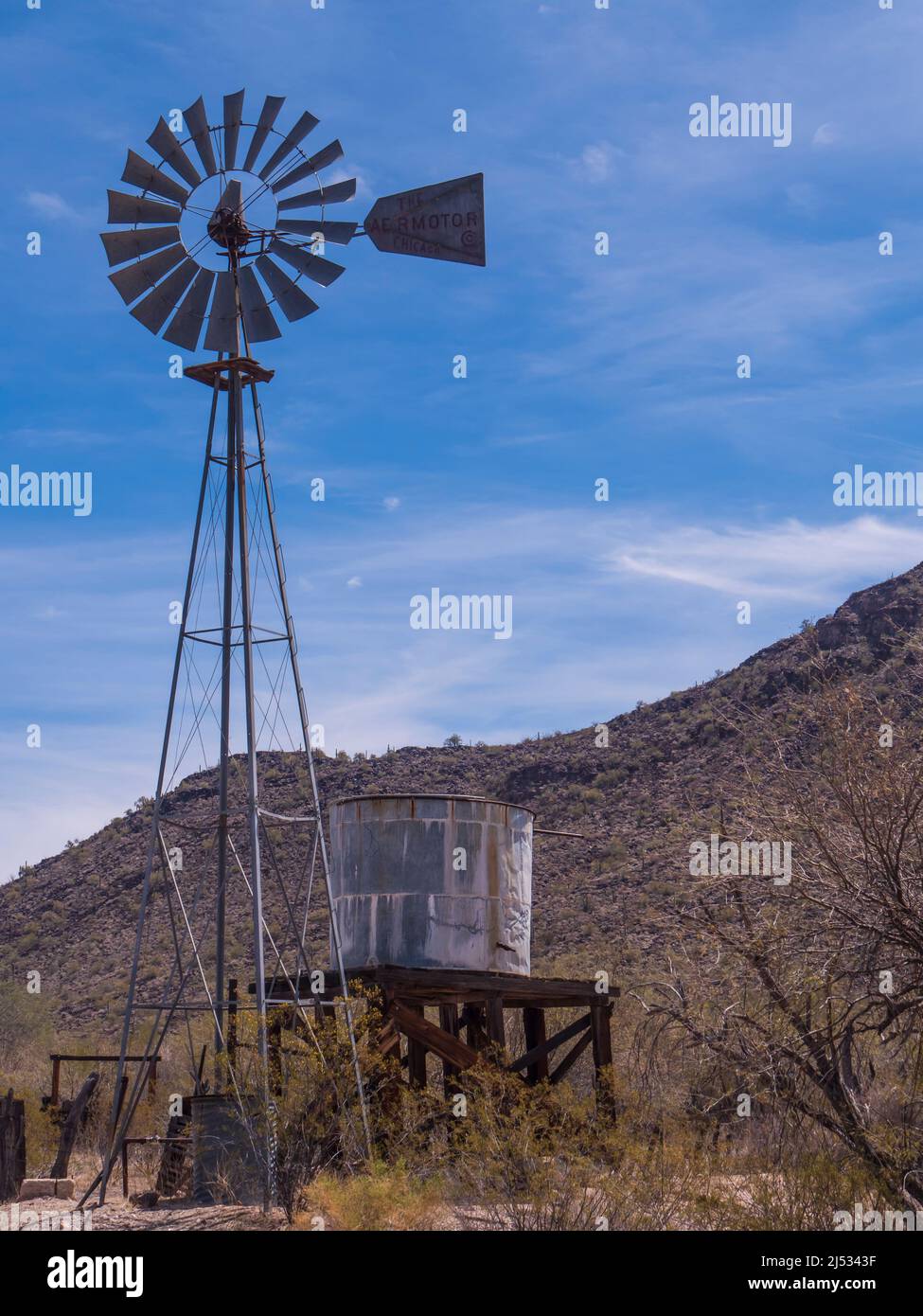 Bates well road hi-res stock photography and images - Alamy