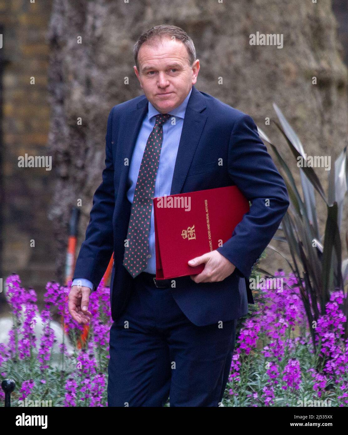 George eustice arrives hi-res stock photography and images - Alamy