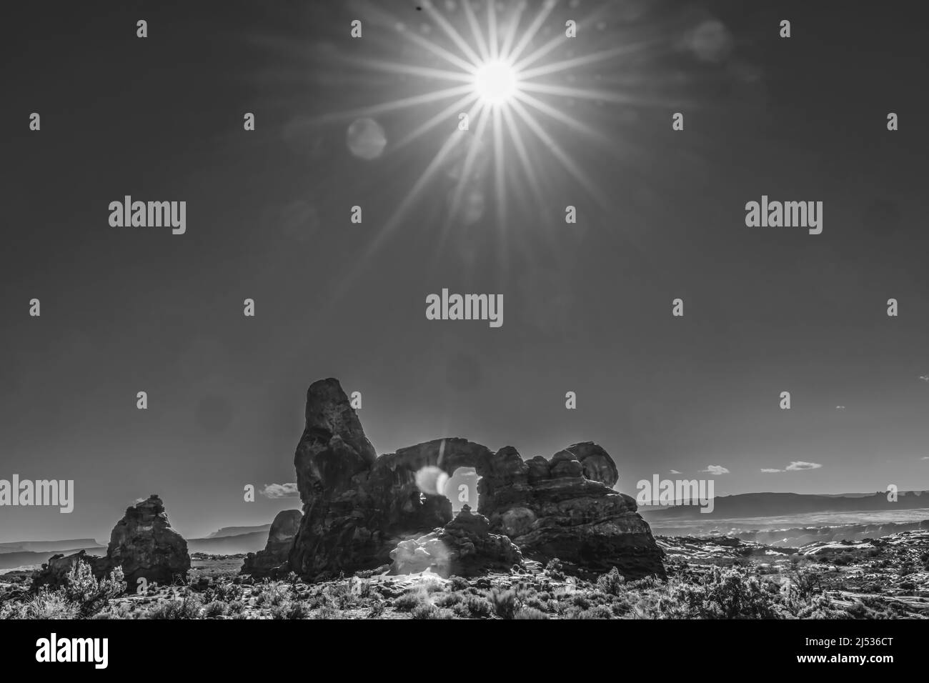 Black White Turret Arch Sun Sunbeams Windows Section Arches National ...