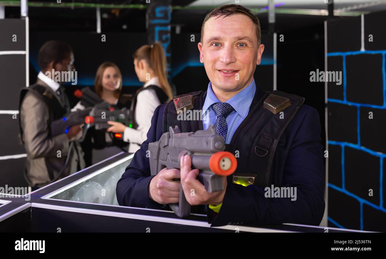 Laser tag room hi-res stock photography and images - Alamy