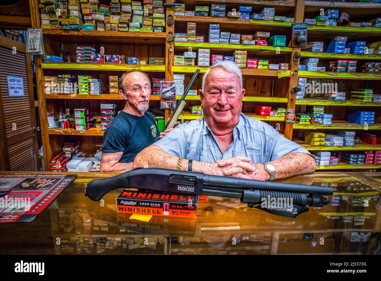 Gun shop advertising hi-res stock photography and images - Alamy