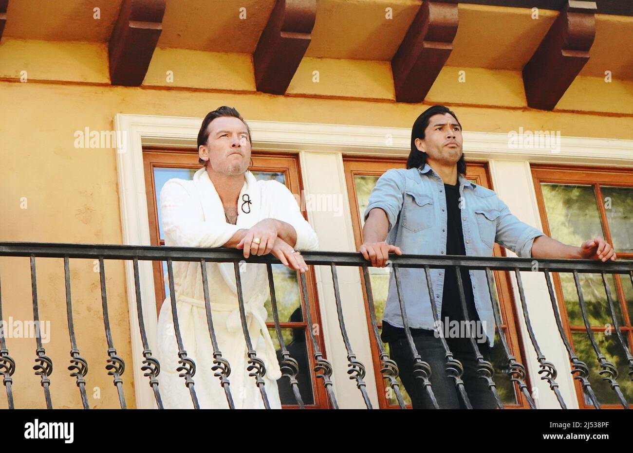 9 BULLETS, (aka NINE BULLETS), from left: Sam Worthington, Martin ...