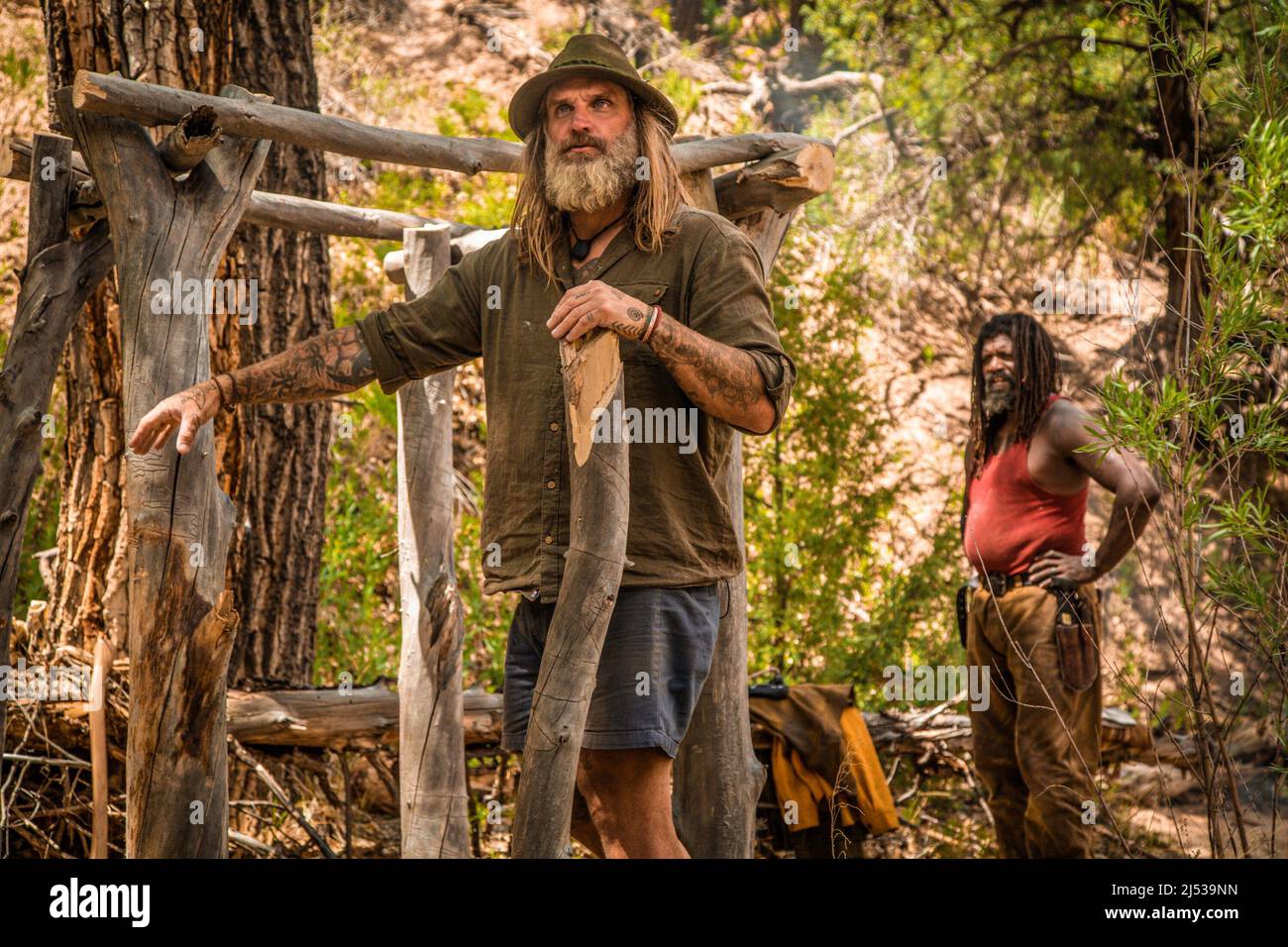 MUD, SWEAT AND BEARDS, (aka MUD, SWEAT & BEARDS), from left: Donny Dust ...