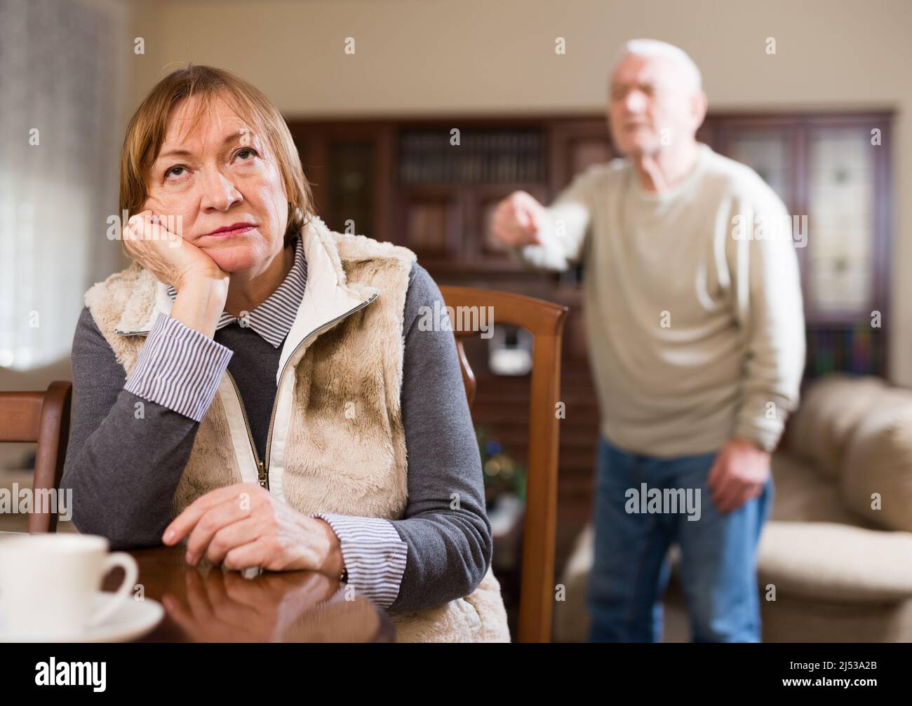 Elderly couple having conflict at home Stock Photo - Alamy