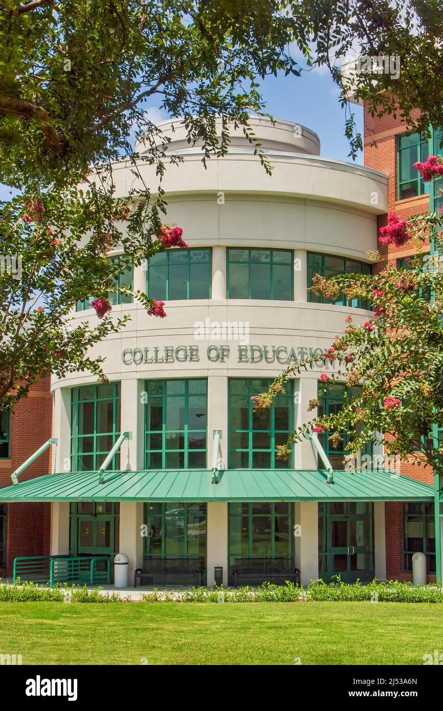 University of florida campus signage hi-res stock photography and ...