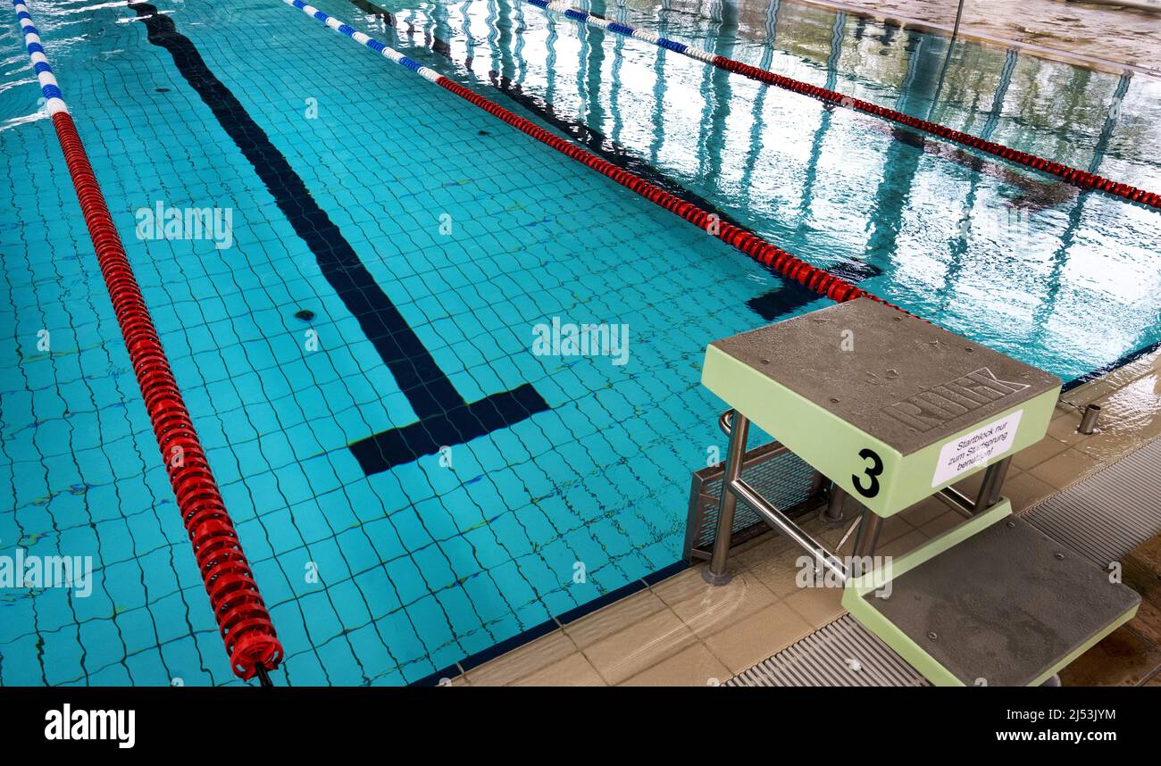 Pool supplies hi-res stock photography and images - Alamy