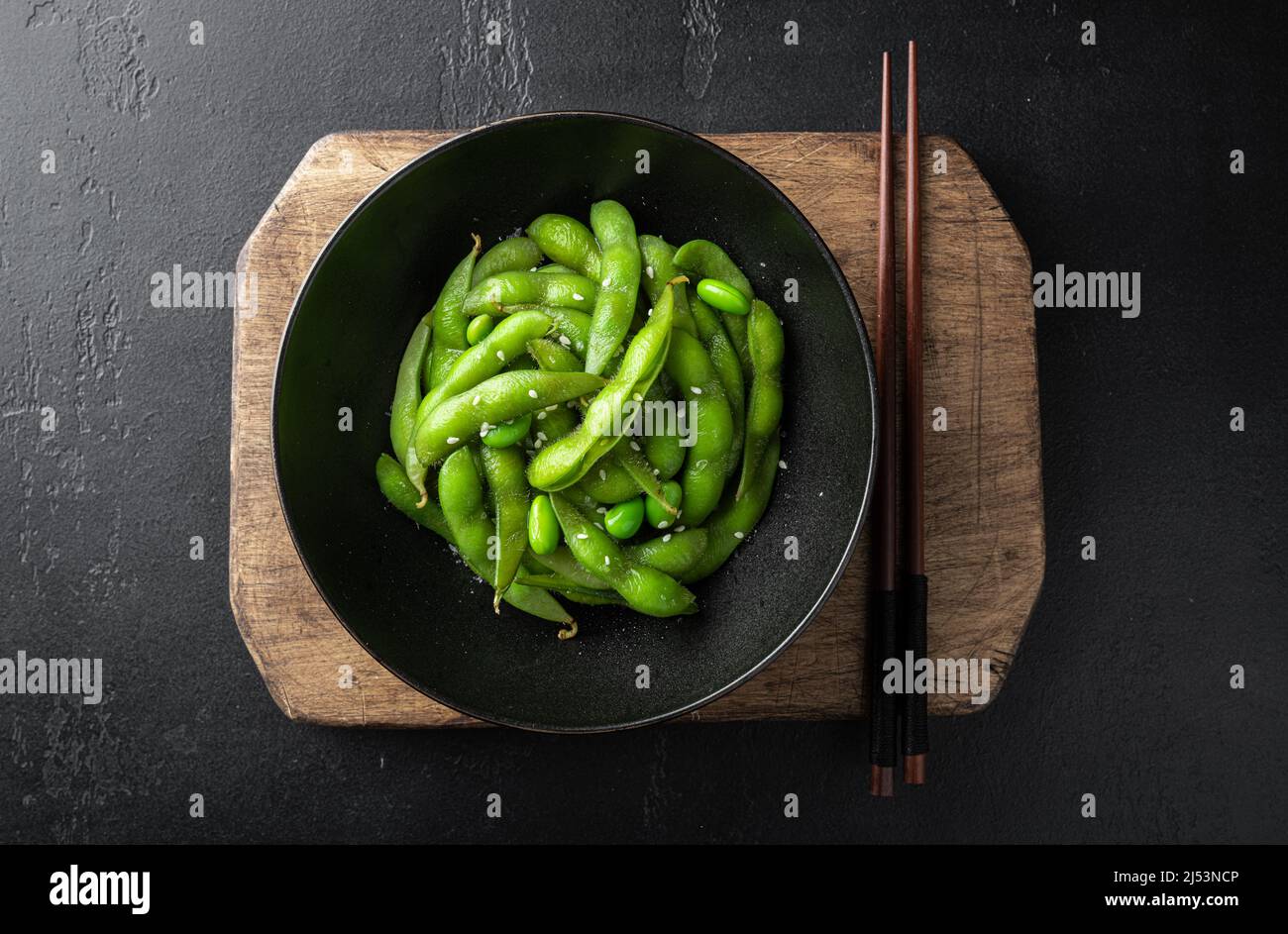 steamed edamame beans Stock Photo - Alamy