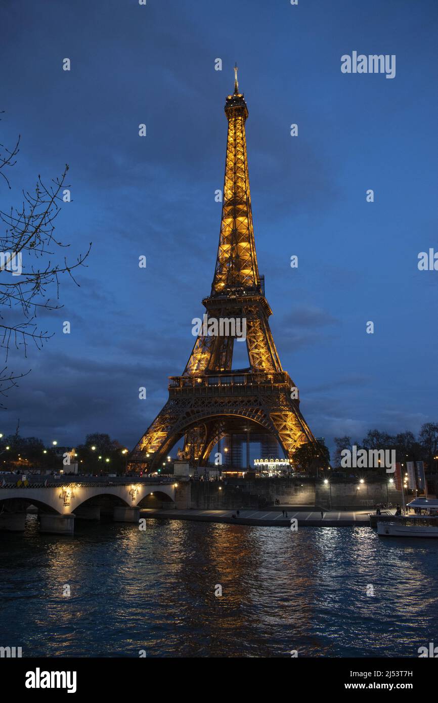 Paris, France: The Eiffel Tower, metal tower completed in 1889 for the Universal Exposition ...