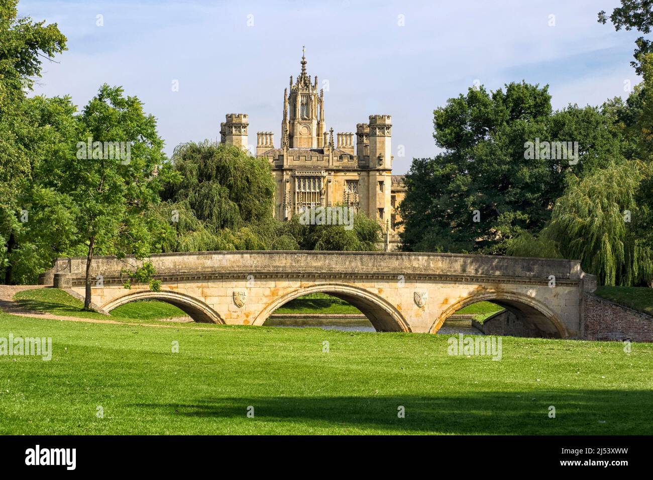From trinity college hi-res stock photography and images - Alamy