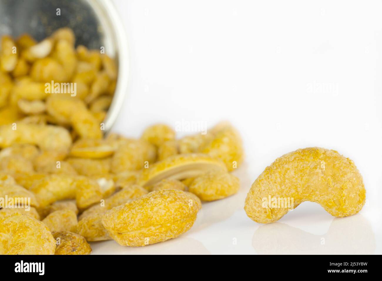 Cashew kernels hi-res stock photography and images - Alamy