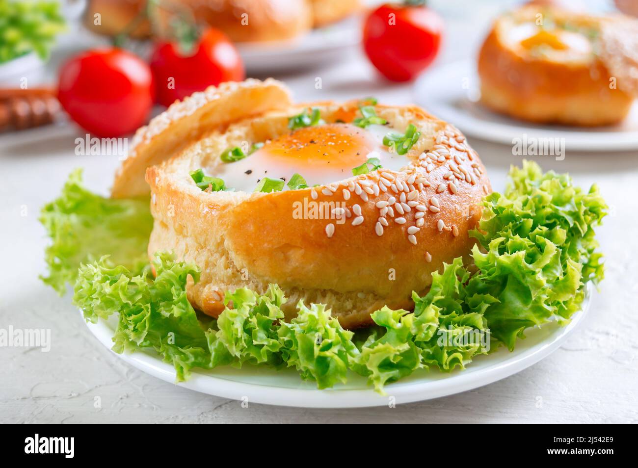 Scrambled eggs bun on plate hi-res stock photography and images - Alamy