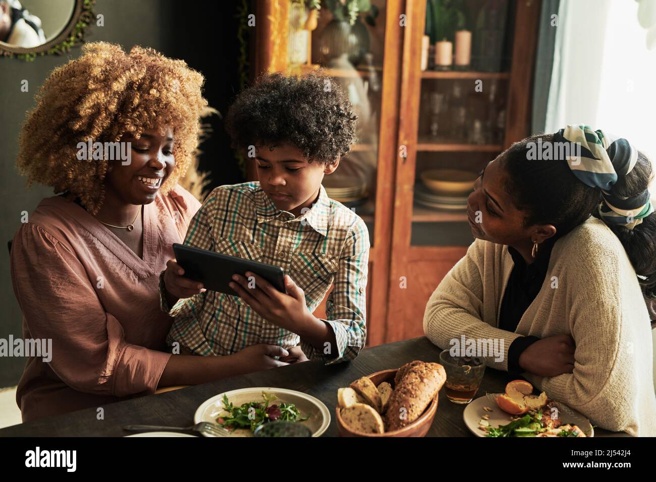 Black boy playing pc game hi-res stock photography and images - Alamy
