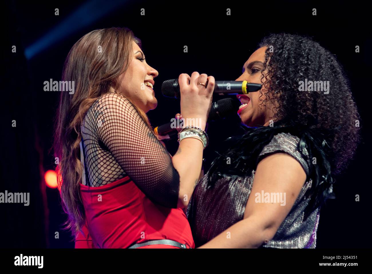 Singers Maria Verhelst-Hopkins and Melissa Weekes of Doctor and the ...