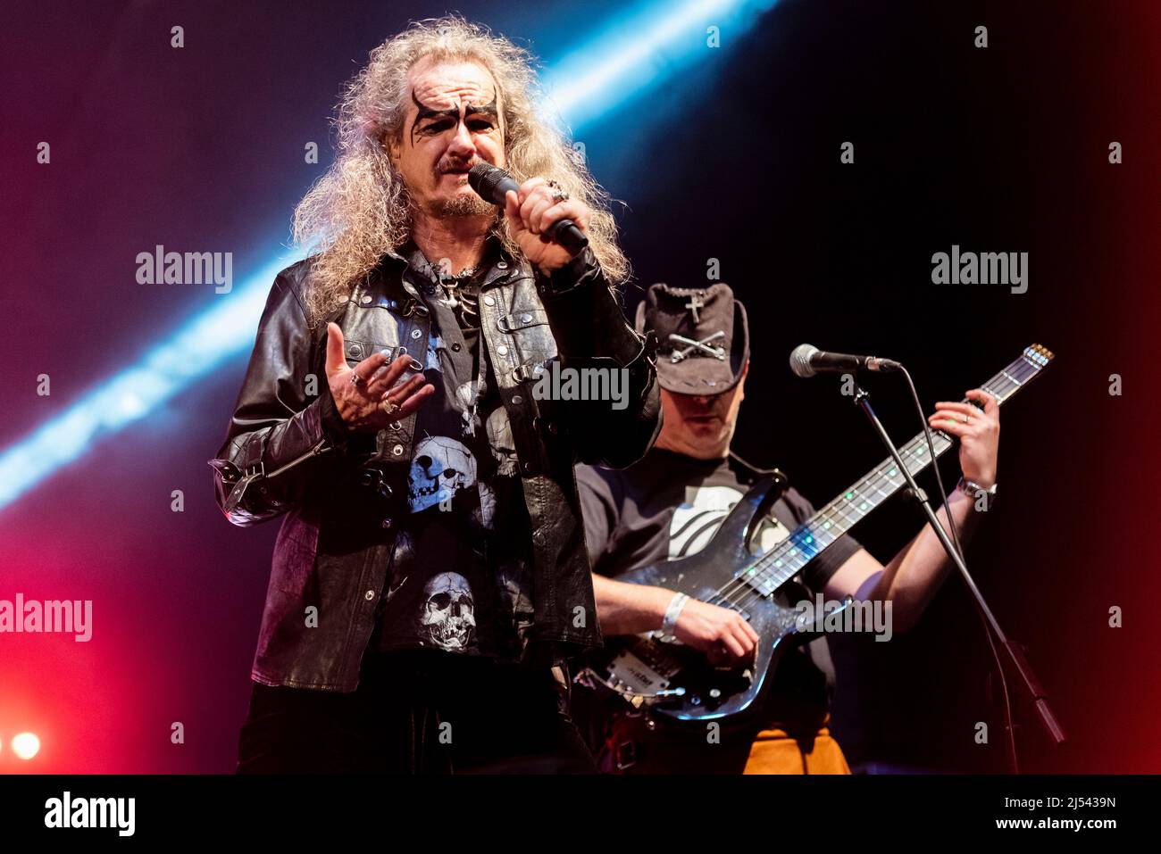 Singer Clive Jackson of Doctor and the Medics band performing at a ...