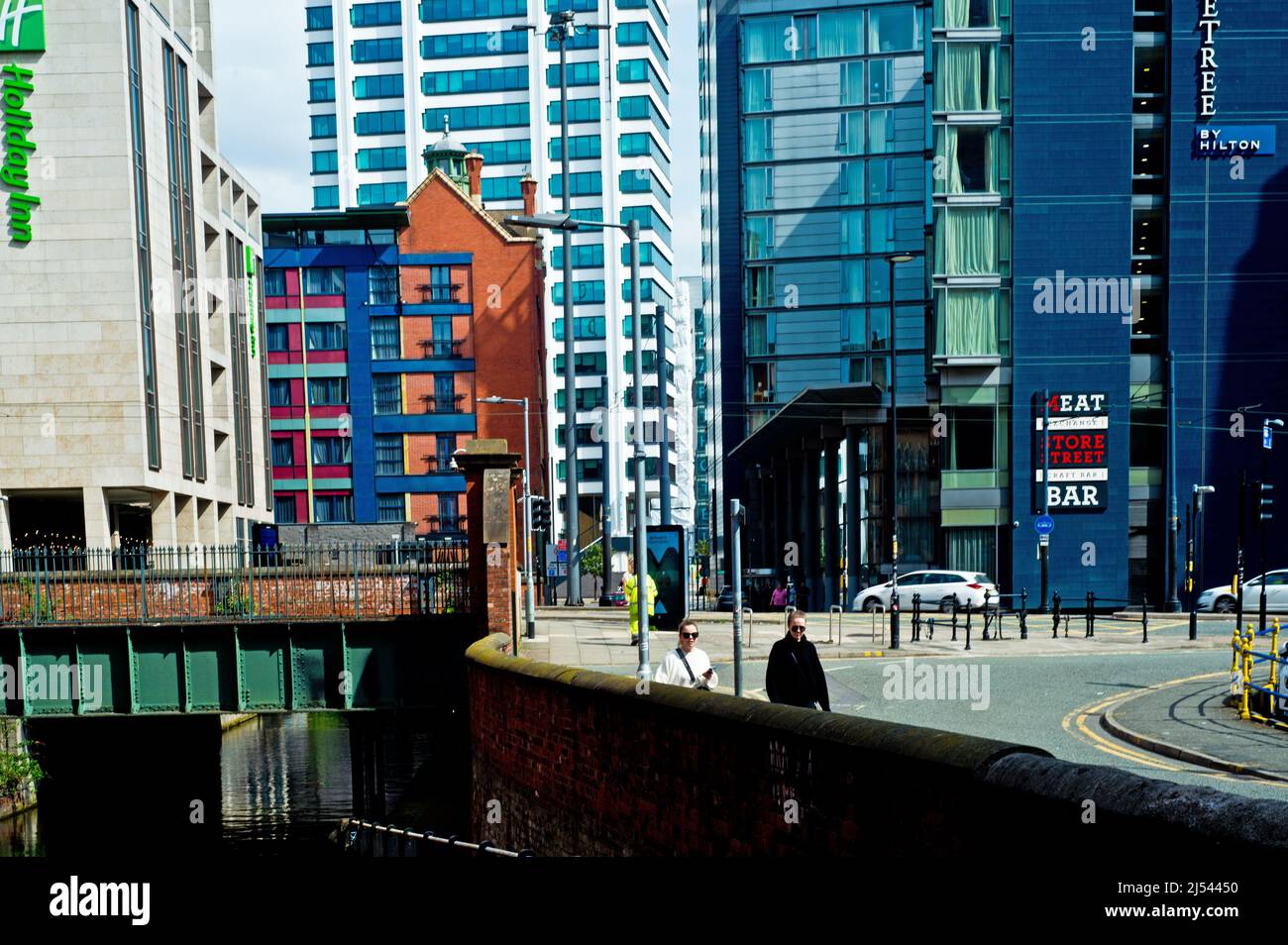 Holiday Inn and Meat Bar exchange bar, Store street, Manchester ...