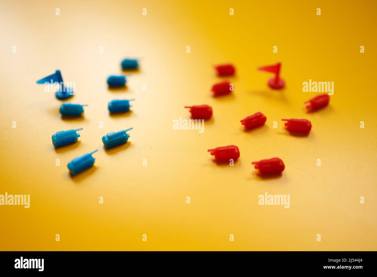 Ukrainian and Russian tanks in a face off Stock Photo - Alamy