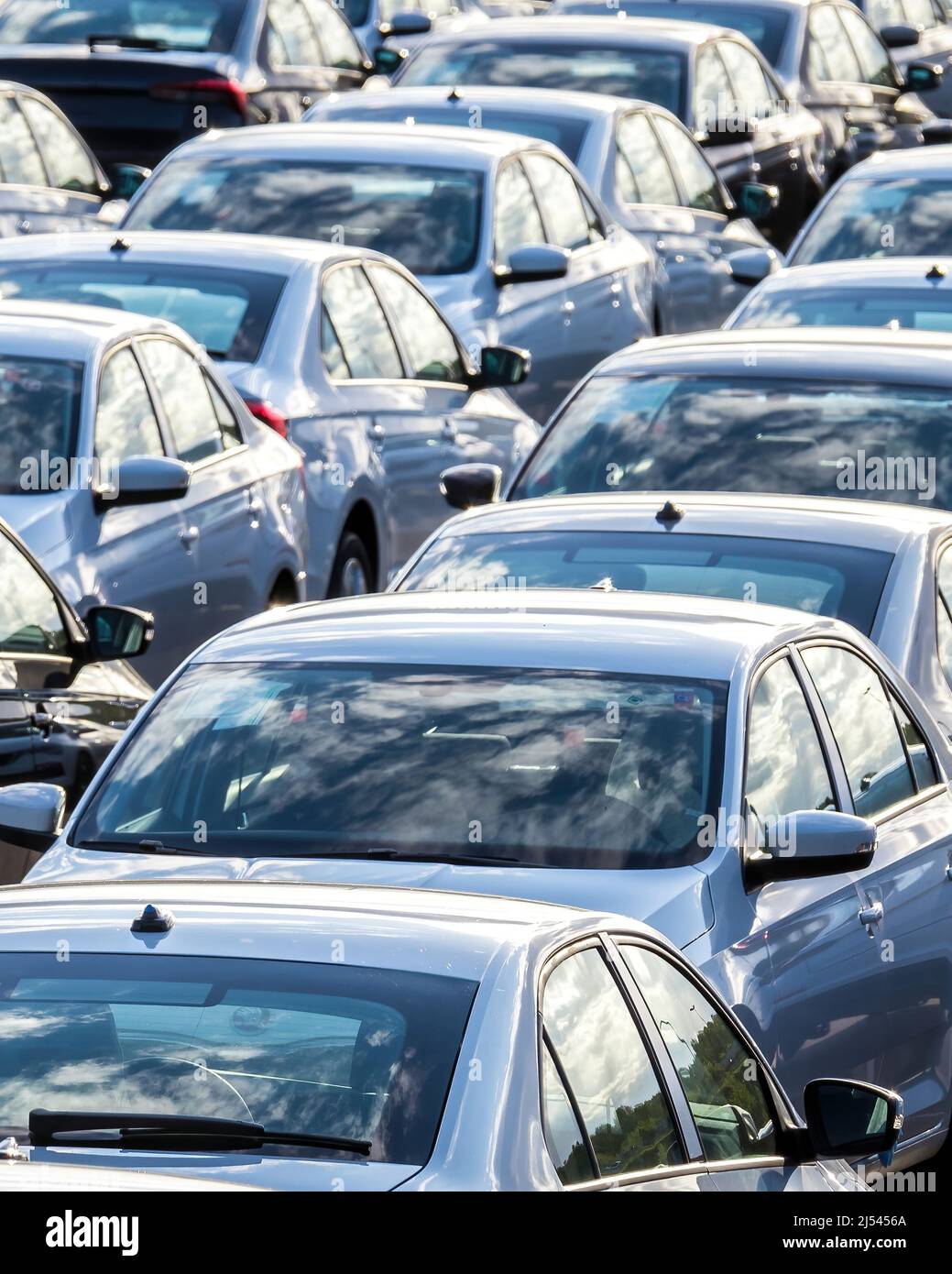 Rows new cars sale in hi-res stock photography and images - Alamy