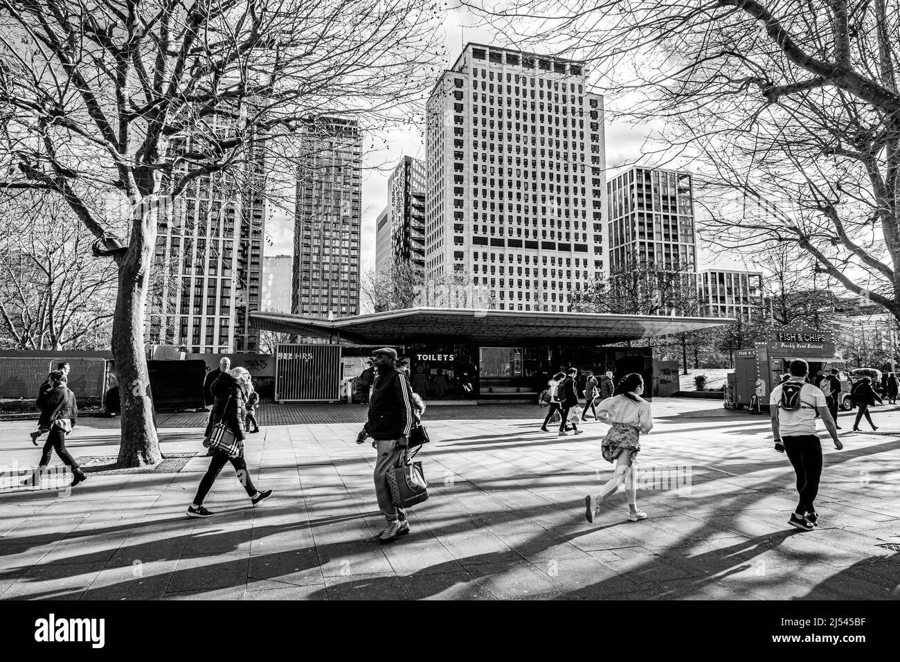 London England UK, January 29 2022, People Walking Along The Queens ...