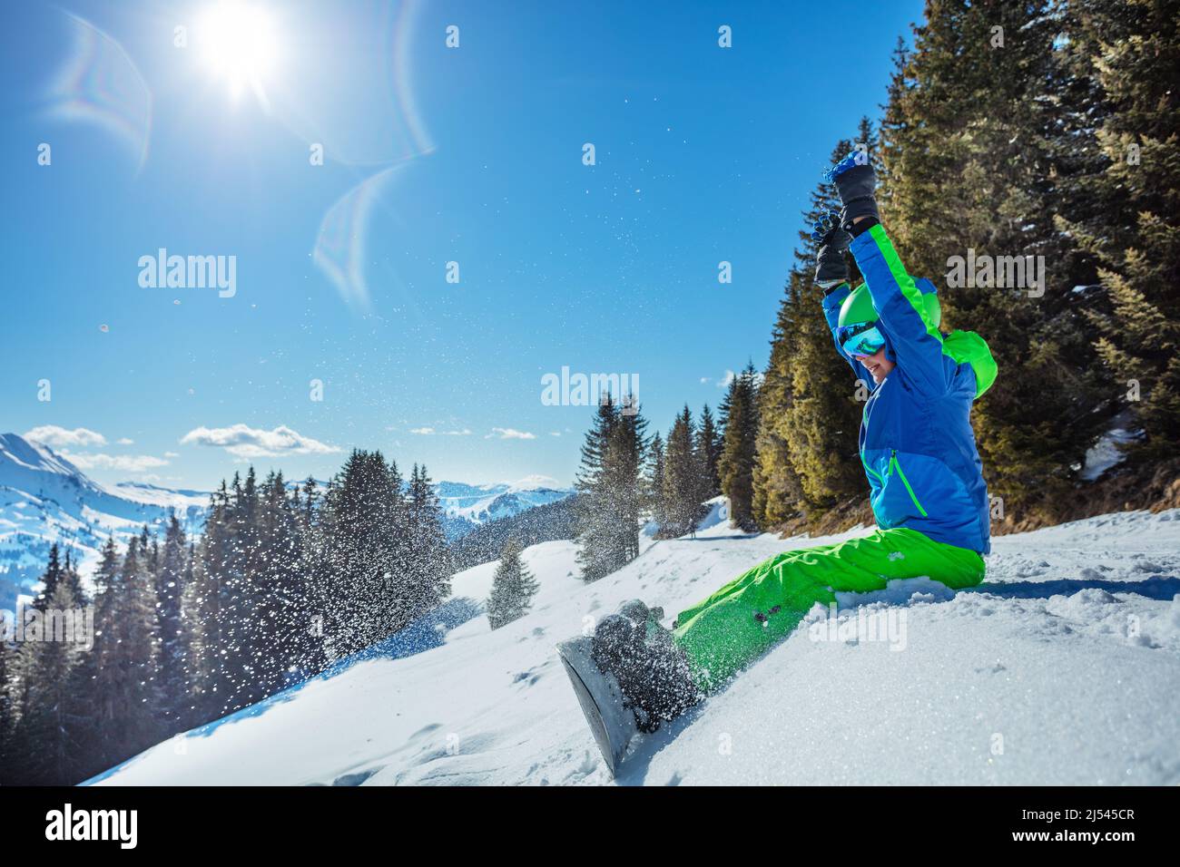 Sitting down on ski lift hi-res stock photography and images - Alamy
