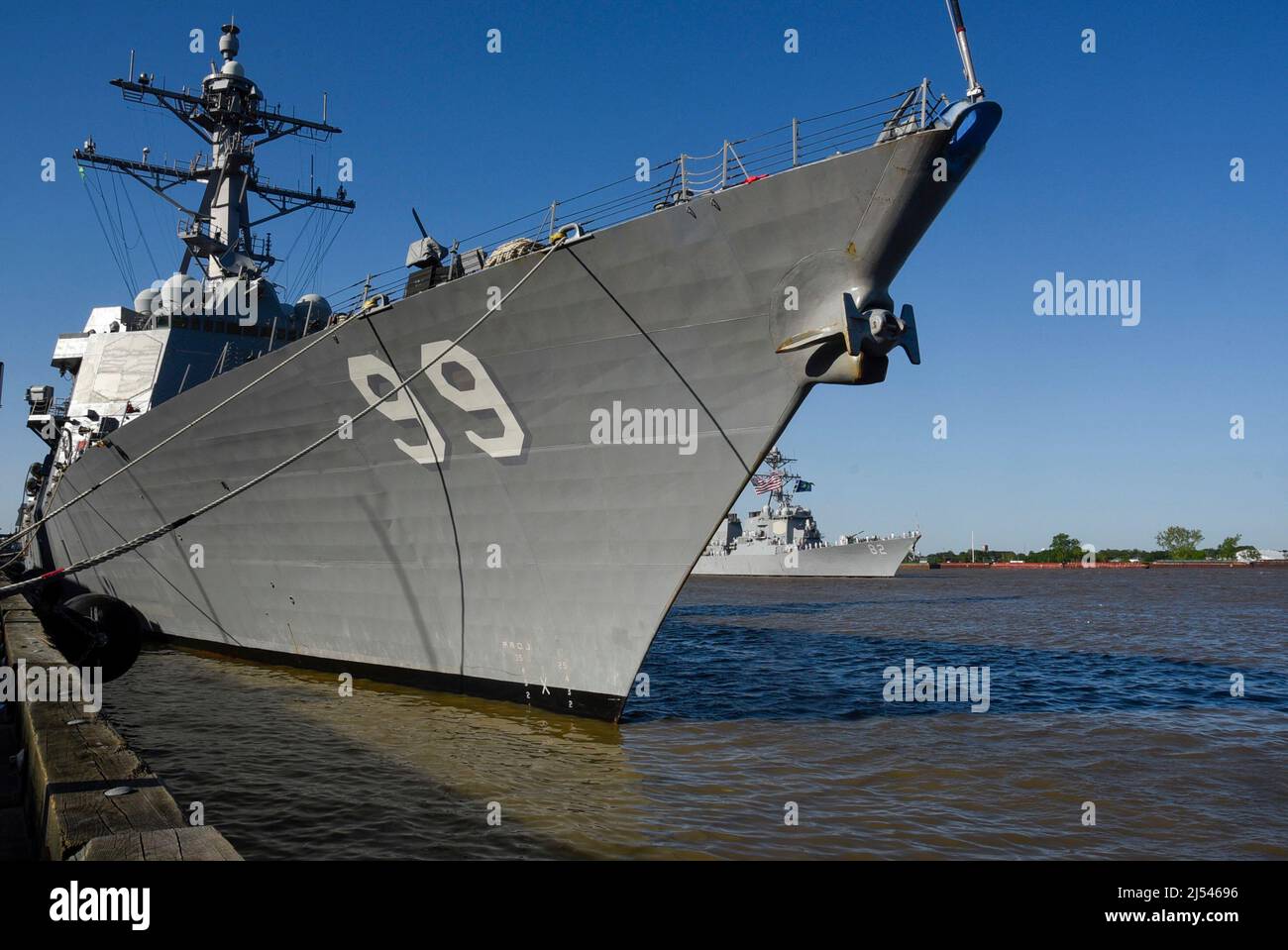 220418-N-LX838-1357 NEW ORLEANS (Apr. 18, 2022) The guided-missile ...