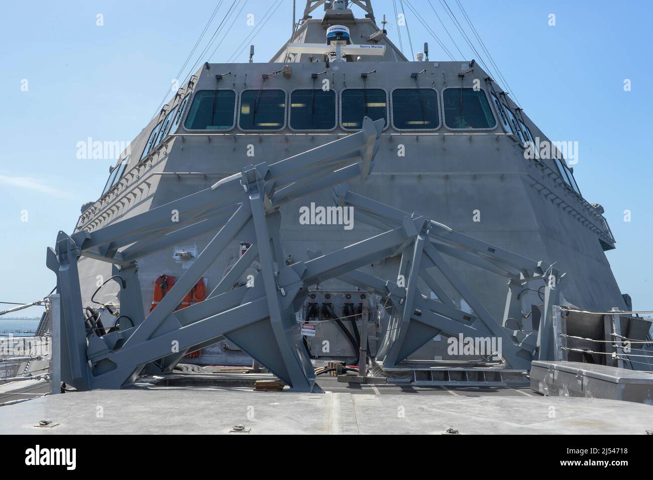 220411-N-ZS023-1010 NAVAL BASE SAN DIEGO (April 11, 2022) Independence ...