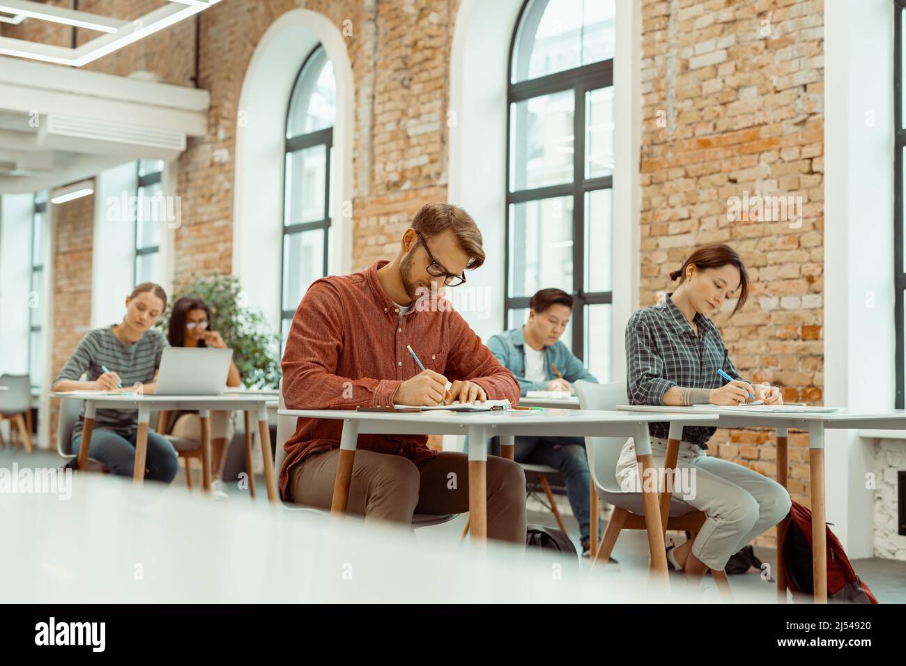 Health class lecture hi-res stock photography and images - Alamy