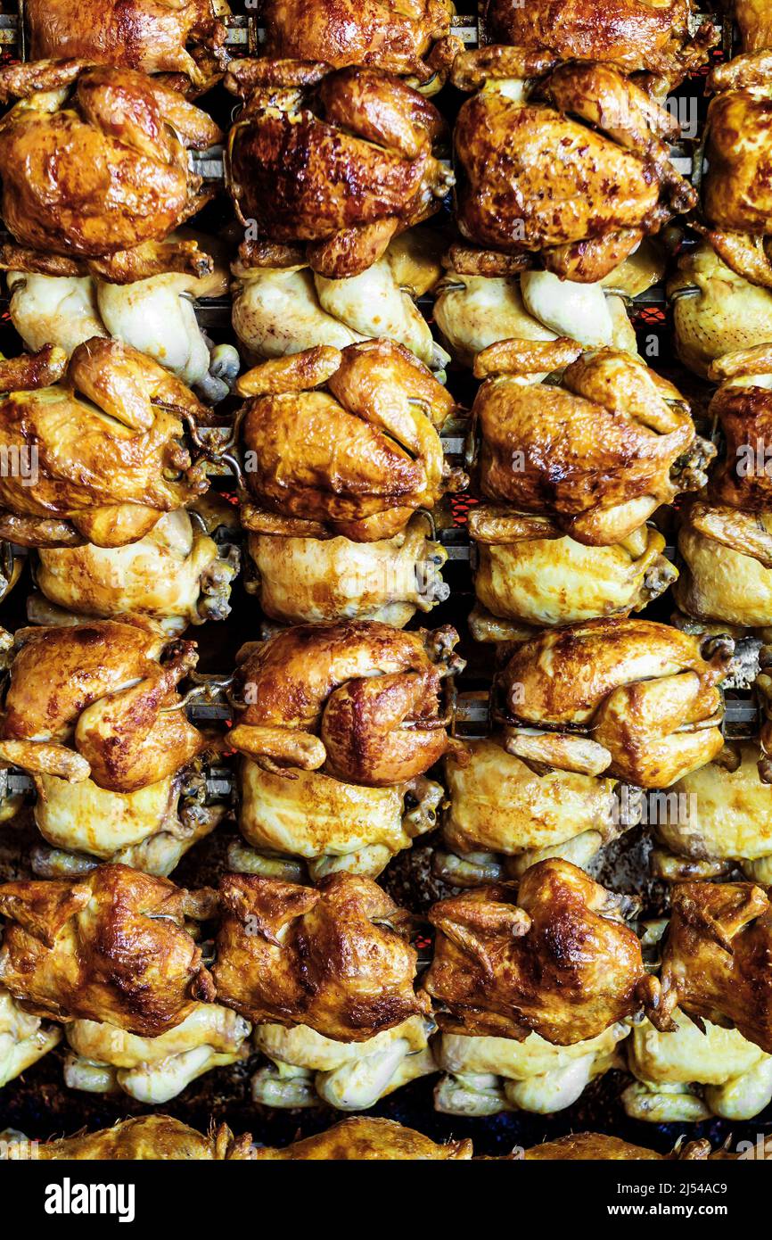 Rotisserie chickens hi-res stock photography and images - Alamy