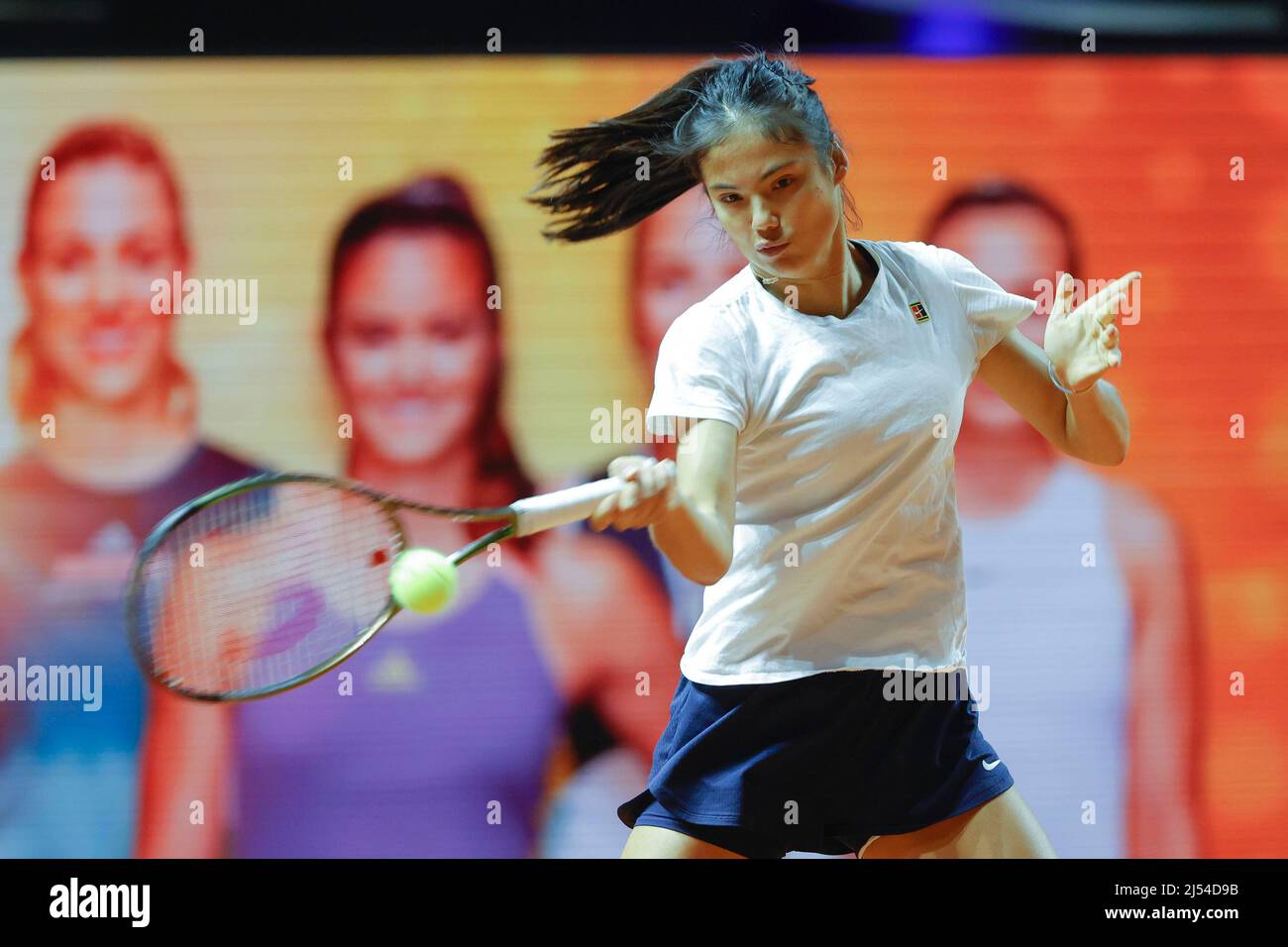 Stuttgart,Germany, 20th, April, 2022. British tennis player Emma ...