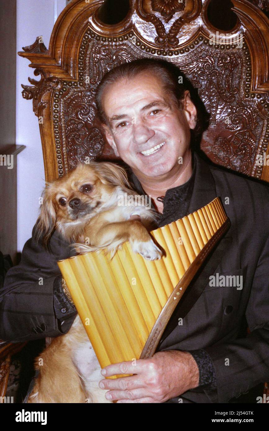 Zamfir hi-res stock photography and images - Alamy