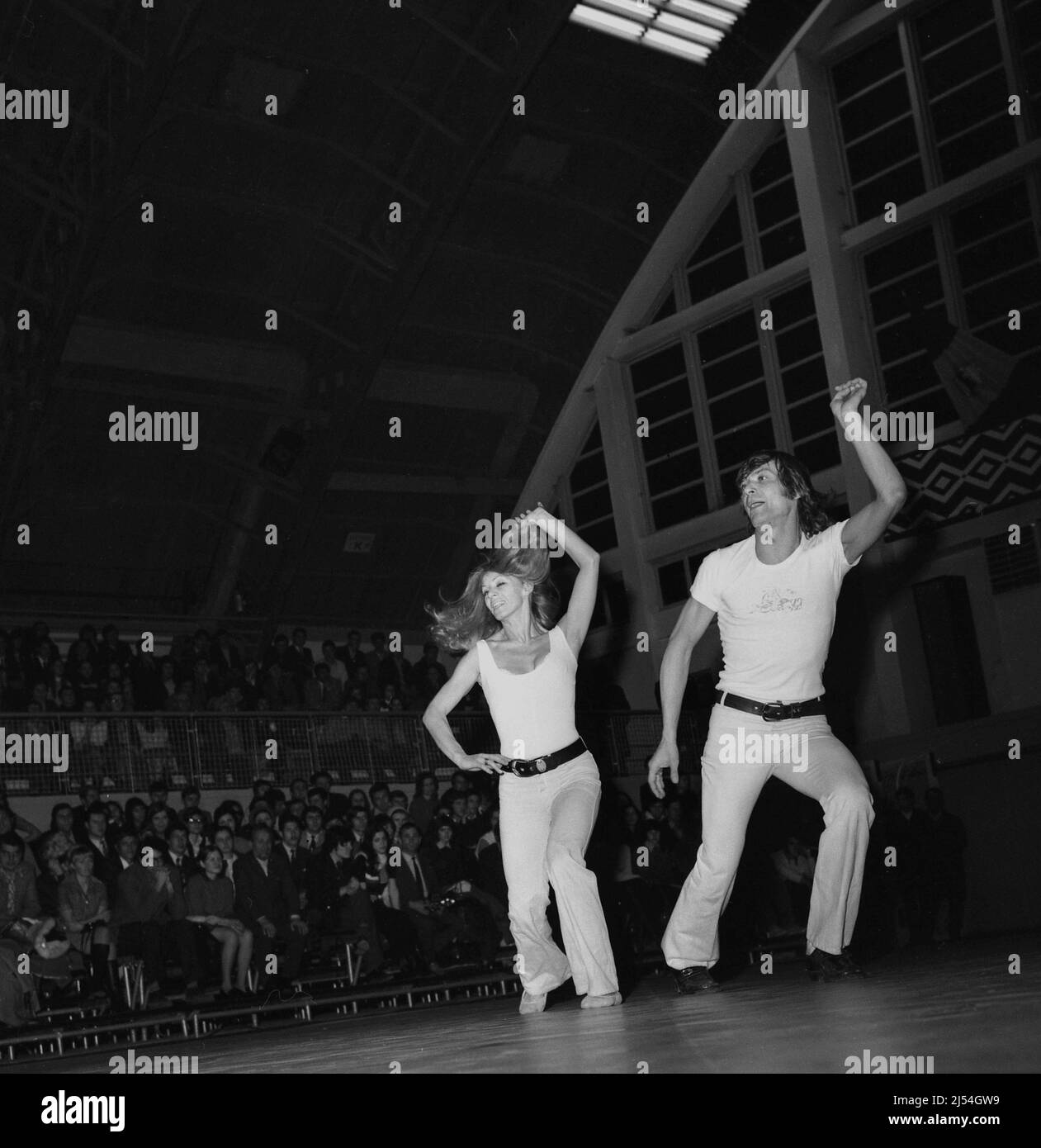 Romanian ballet dancers Doina Andronache (Patrichi) & Cornel Patrichi ...