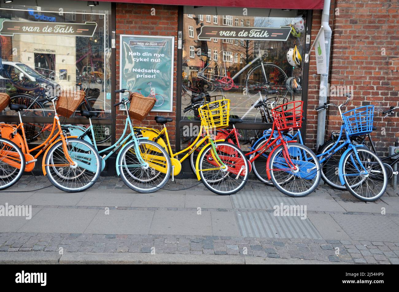 Copenhagen/Denmark/.20 April 2022/Danes as biker nation they ride bike ...