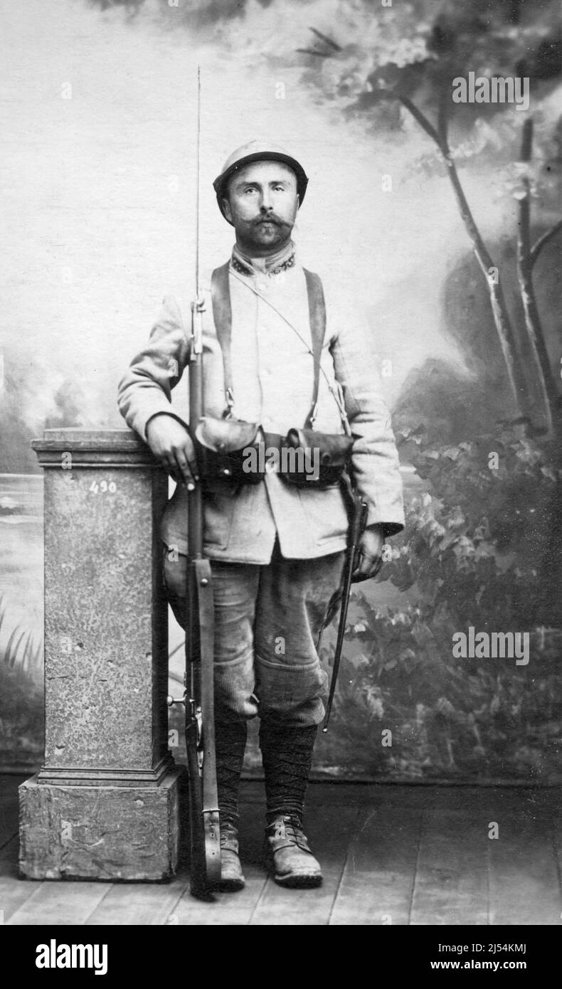 French soldier WW1 poilu grand geurre Stock Photo - Alamy