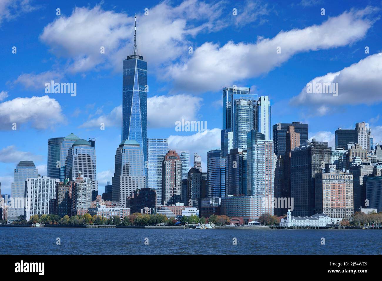 New York City skyline viewed from the southern end of Manhattan Stock ...