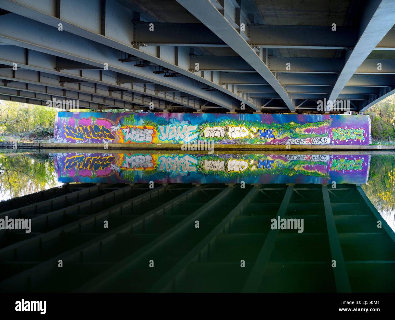 Graffiti on wall under bridge hi-res stock photography and images - Alamy