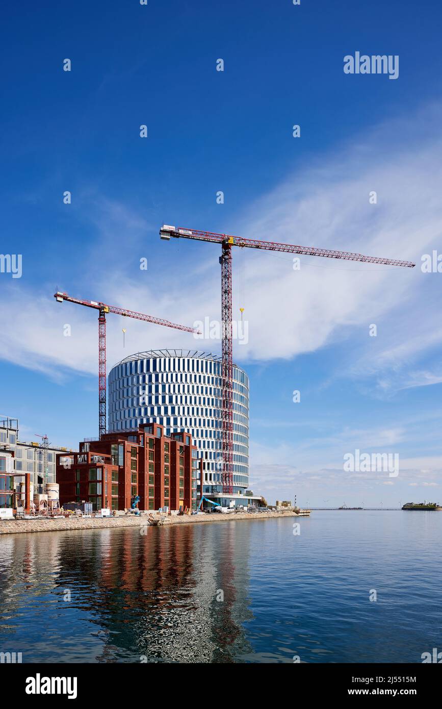 Construction of circular office building "Spidsen" on Nordø/Redmolen ...