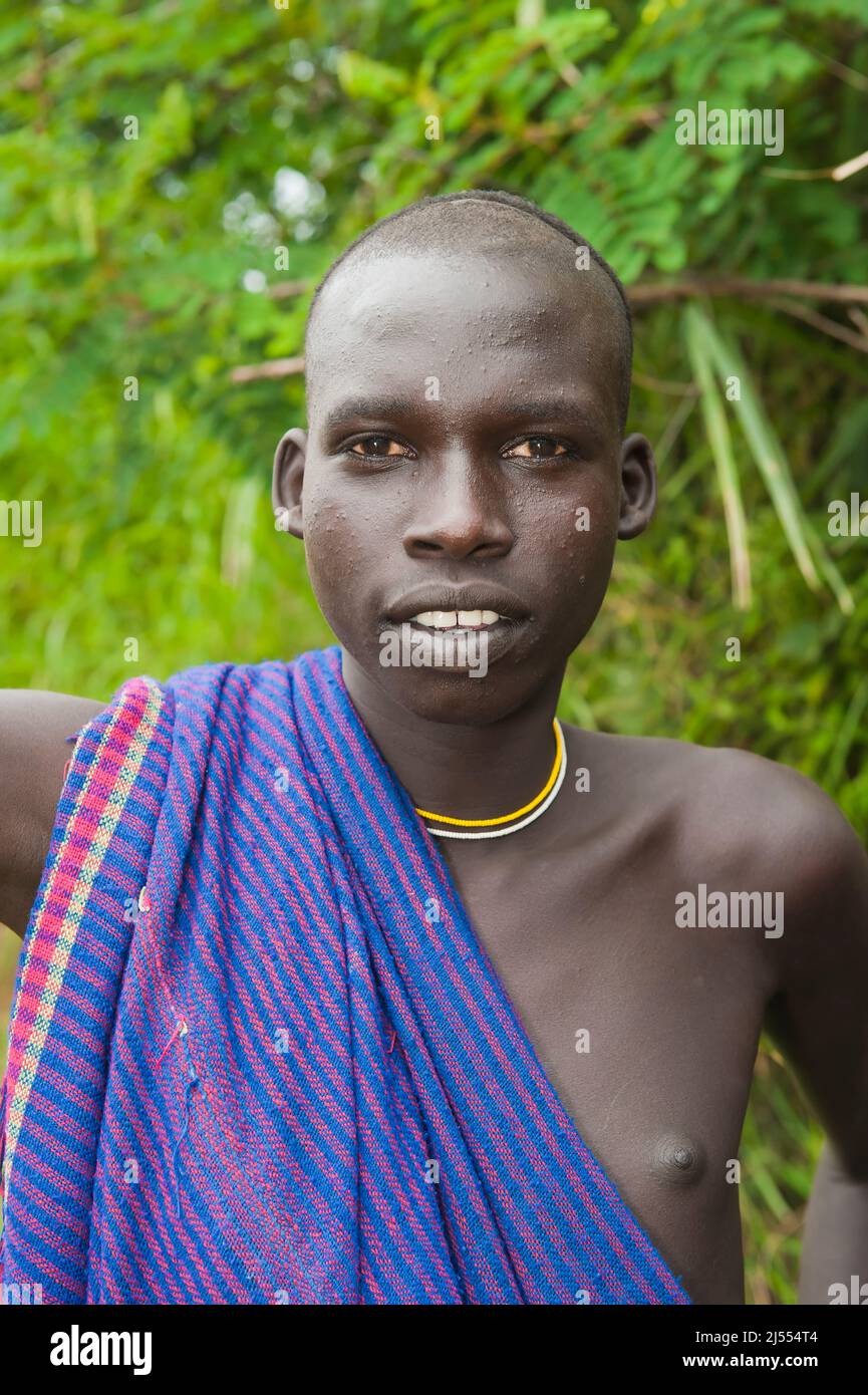 Young ethiopian man portrait hi-res stock photography and images - Alamy