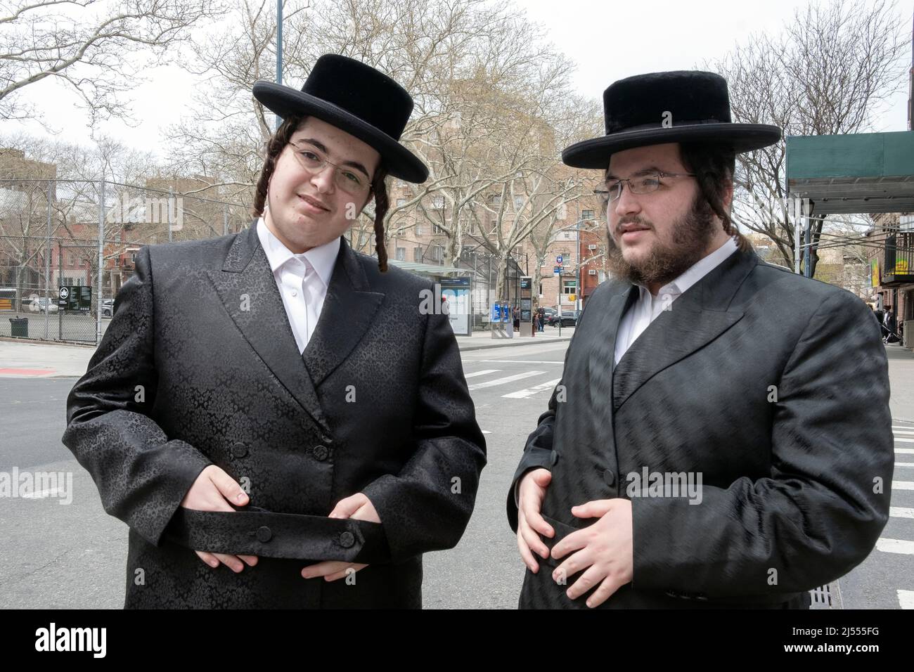 Hasidic coat hi-res stock photography and images - Alamy