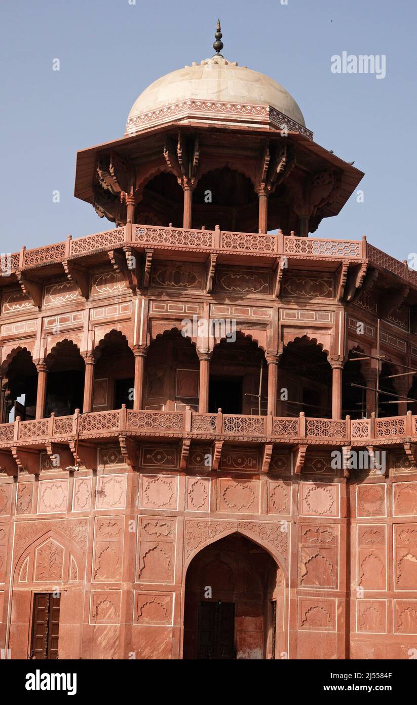 Mughal architecture closeup hi-res stock photography and images - Alamy
