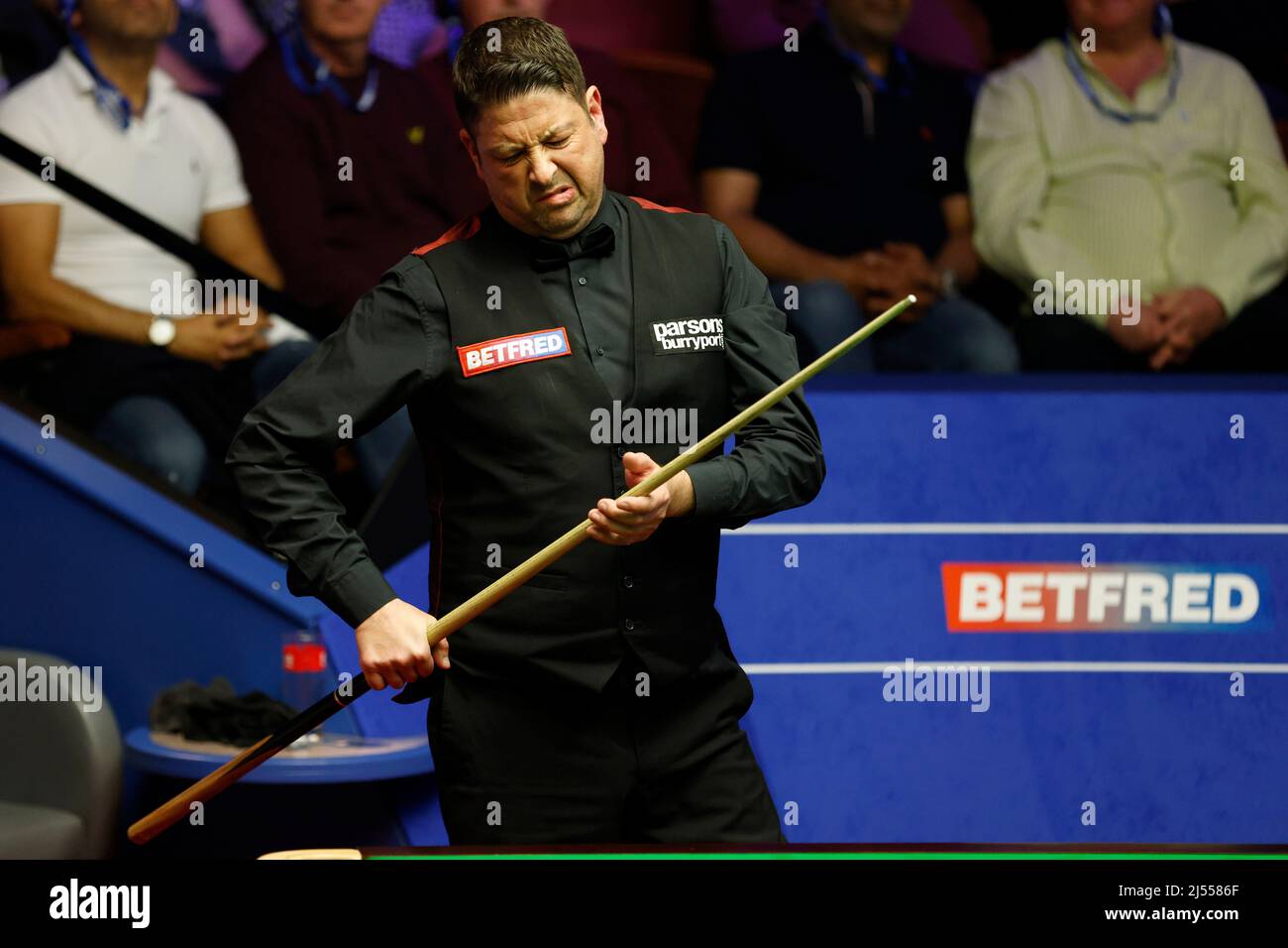 Matthew Stevens reacts during day five of the Betfred World Snooker ...