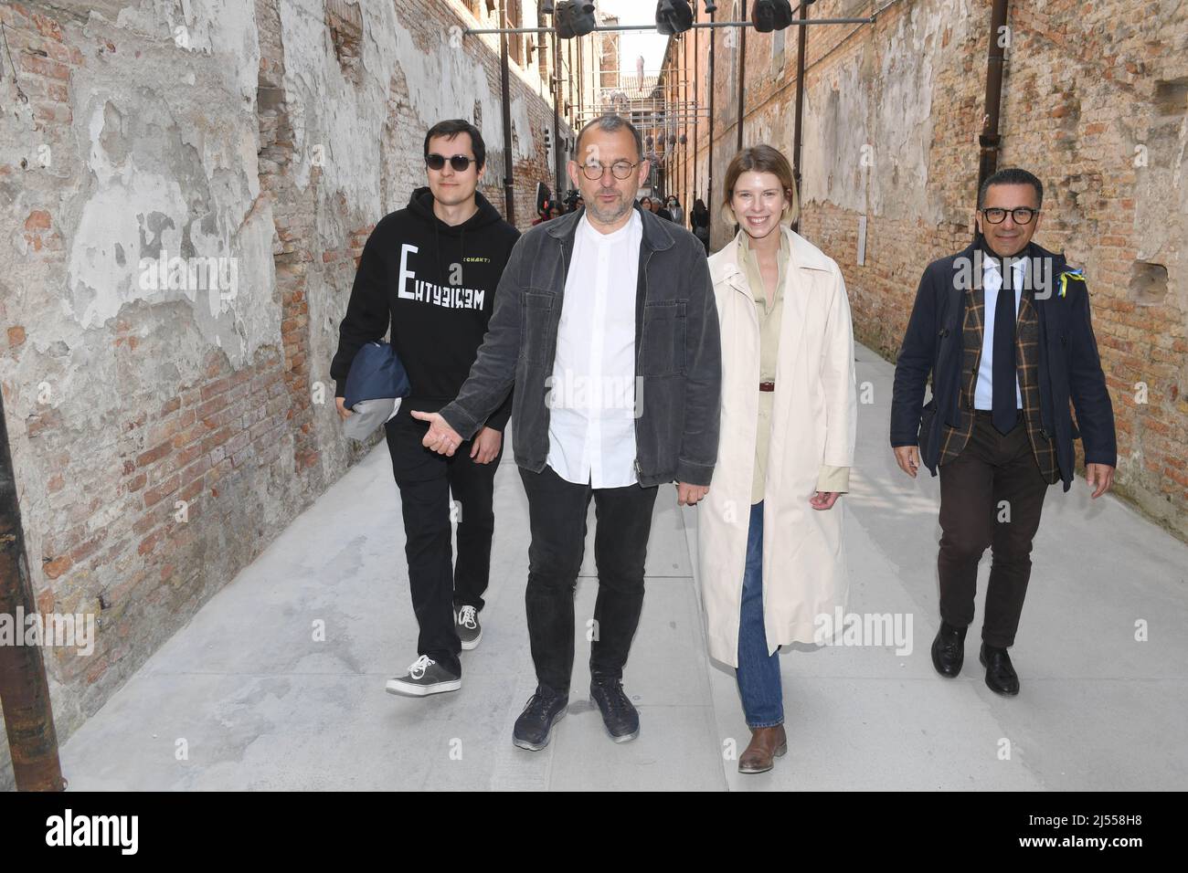 20 April 2022, Italy, Venedig: Ukrainian artist Pavlo Makov (2nd from ...